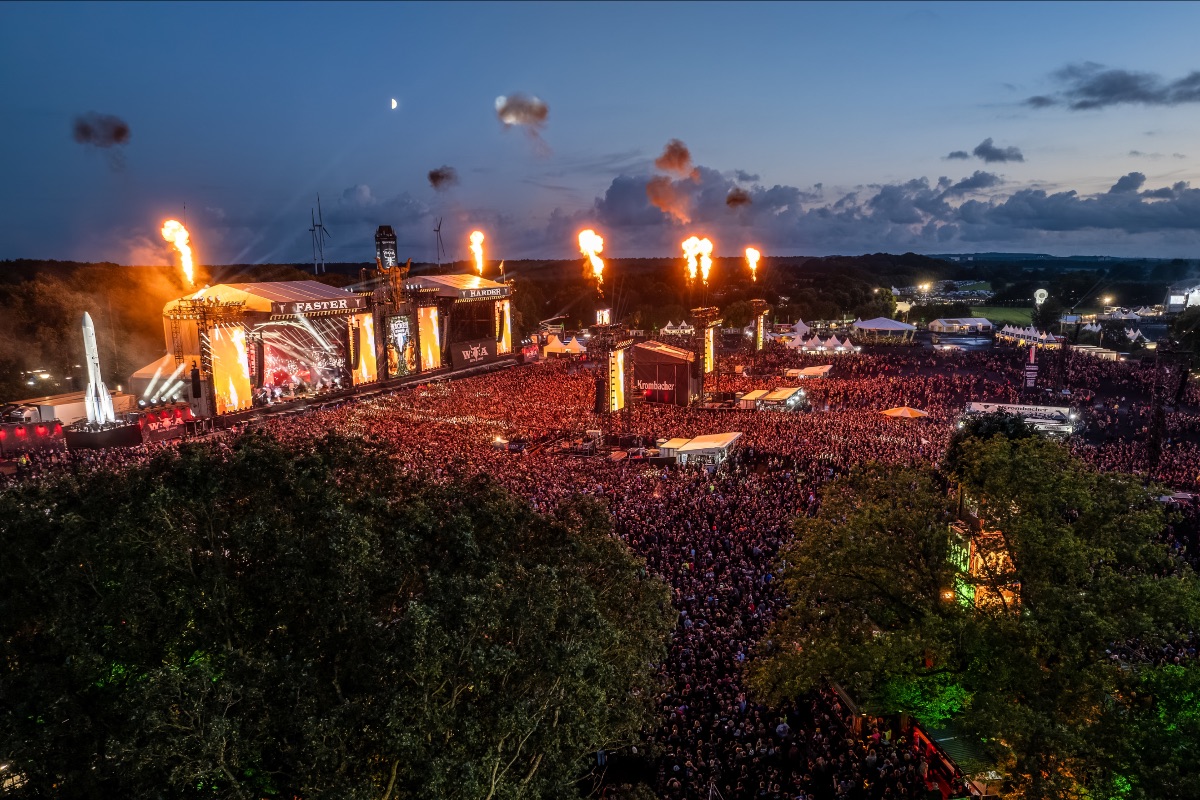 2026 kommen u.a. Savatage, Def Leppard und In Flames nach Wacken. Und ...